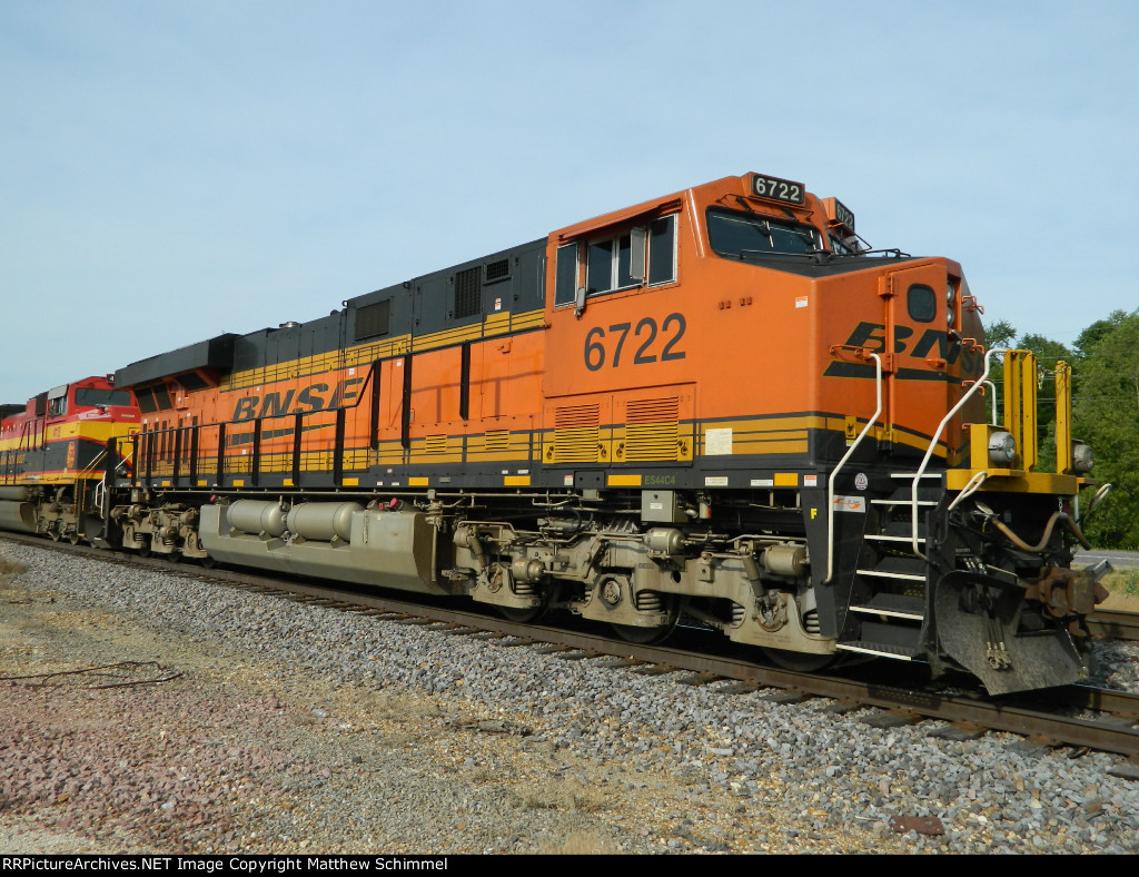 BNSF 6722